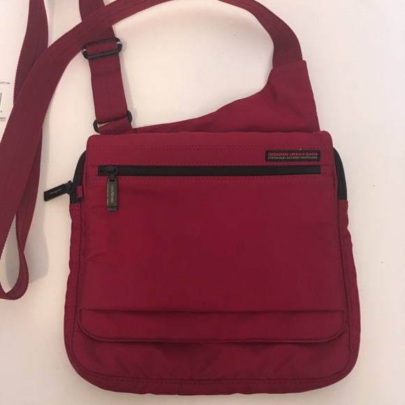 Hedgren | Bags | Hedgren Urban Bags Sputnik Vine Red Crossbody Travel ...